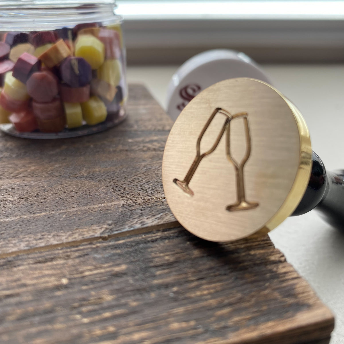 Champagne Glasses Stamp (30mm) – Signed and Sealed